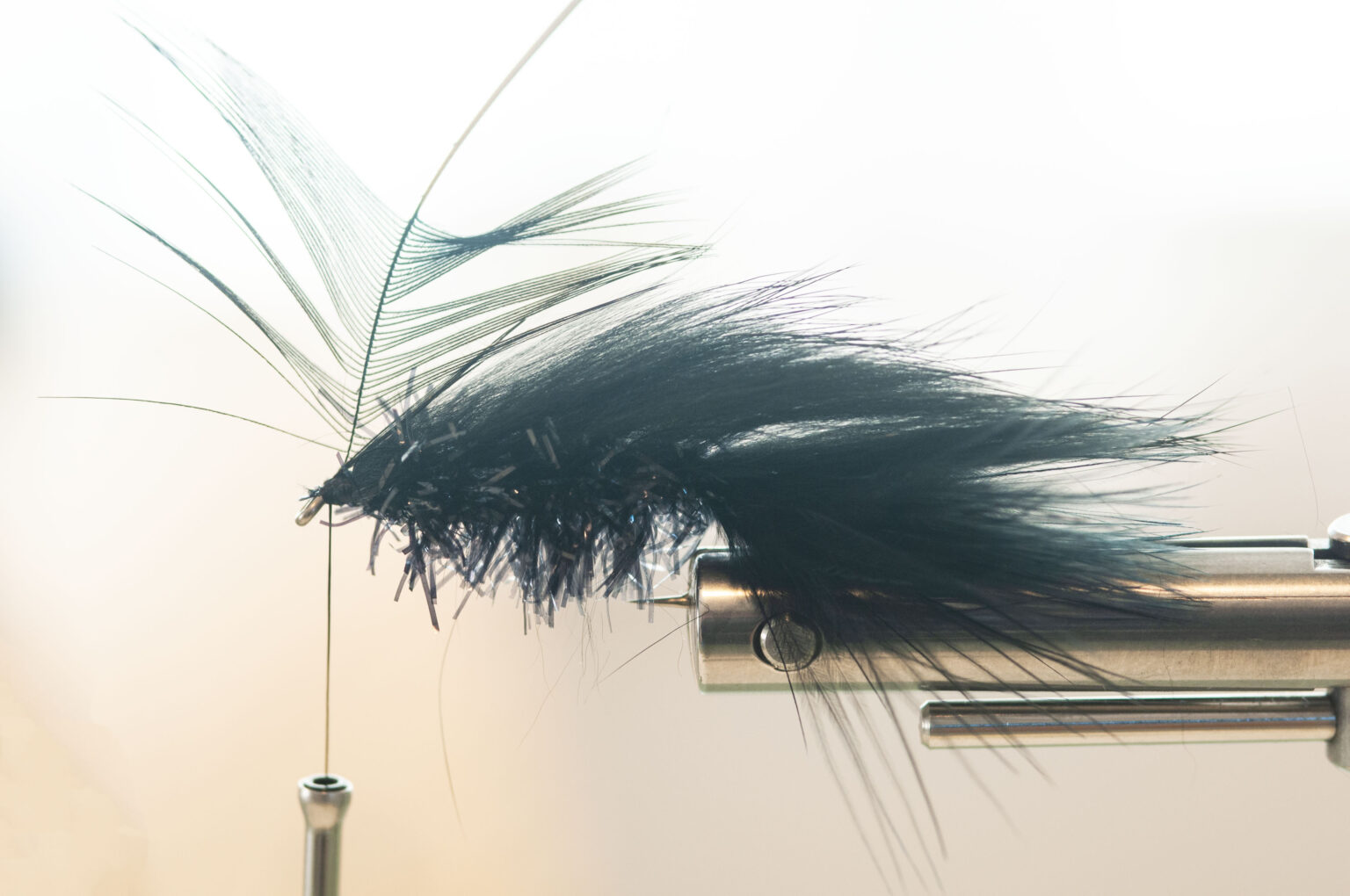 How To Tie: Night Leach - Luke Probasco